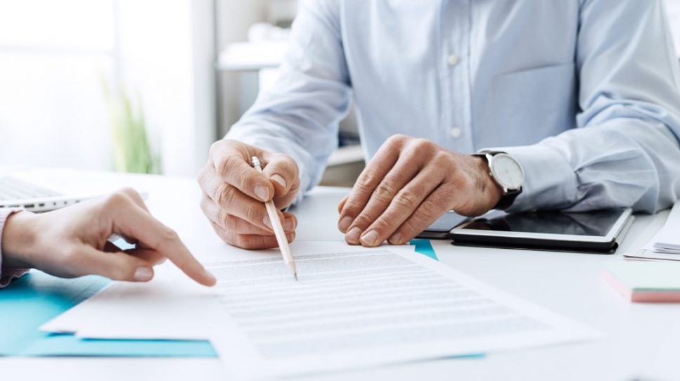 Diez preguntas que hacen los empresarios a sus abogados externos sobre ... Diez preguntas que hacen los empresarios a sus abogados externos sobre ...